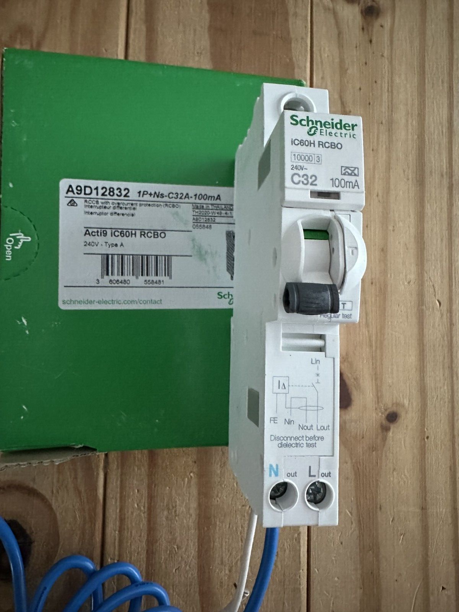 SCHNEIDER ELECTRIC 32A 100MA A9D12832 1 POLE RCBO ACTI9 IC60H TYPE C C – PRO BREAKERS