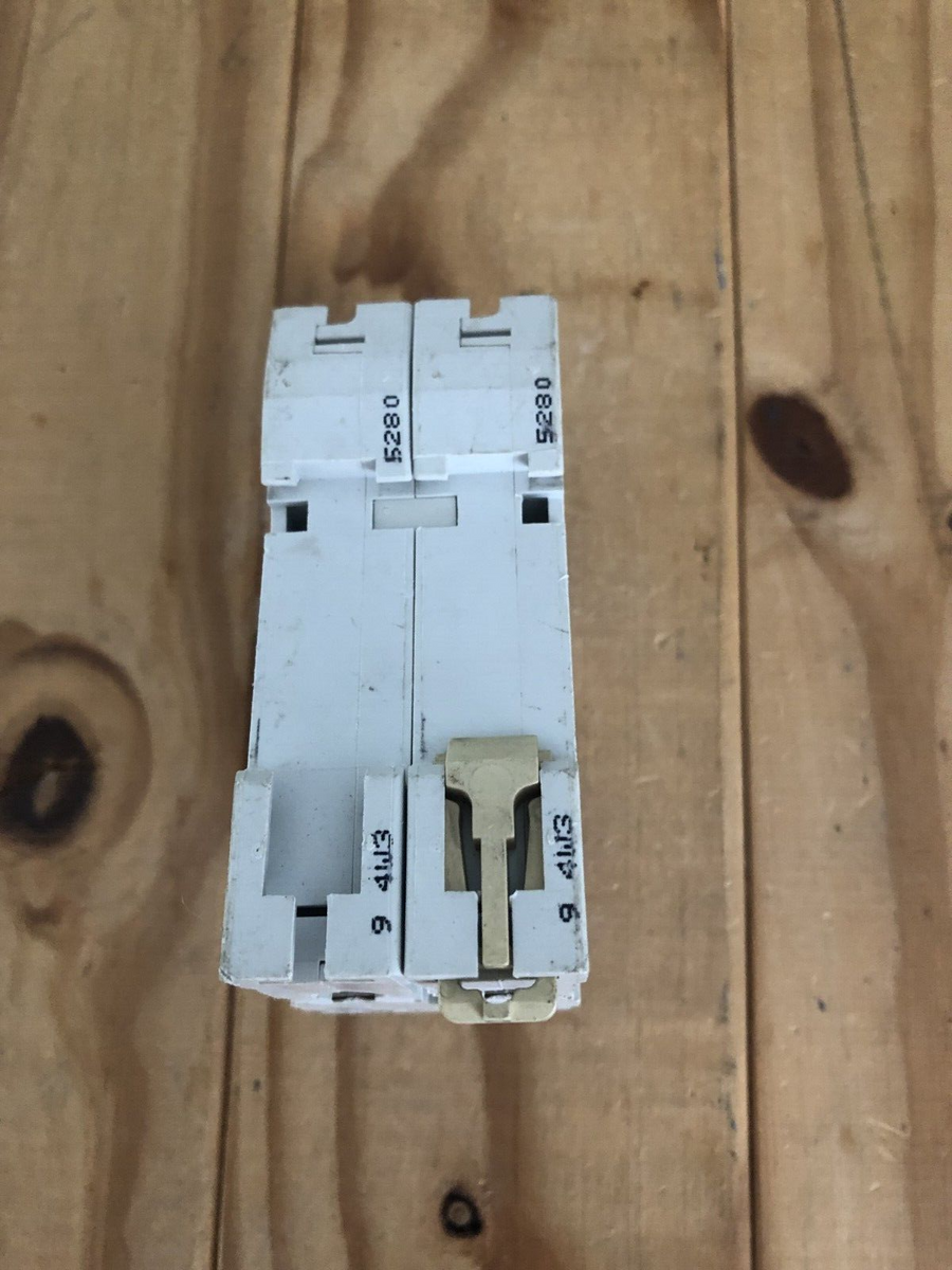 MERLIN GERIN 25603 16A 16AMP M9 TYPE 2 DOUBLE POLE DP 2P MCB FUSE SWIT – PRO BREAKERS