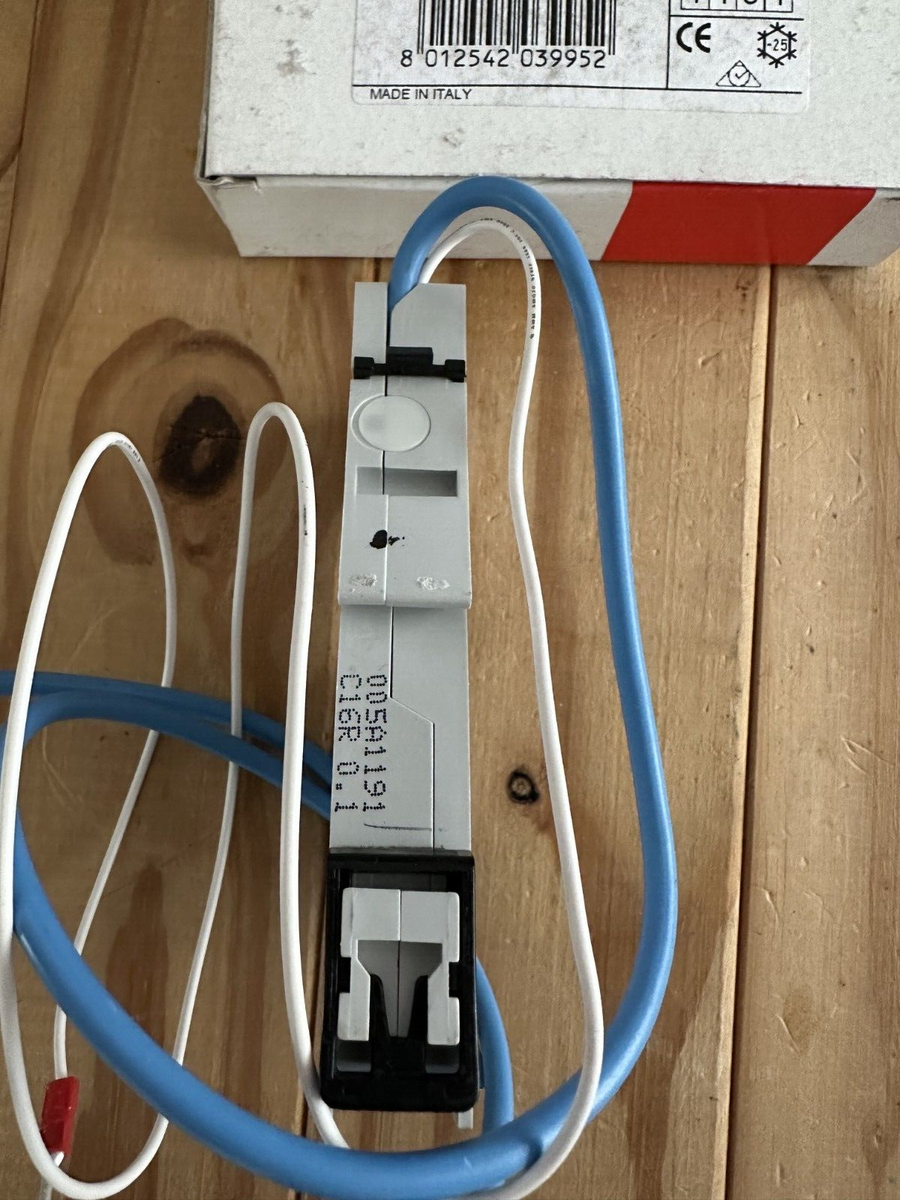 ABB 16A 30MA DS271 C16 TYPE C RCBO 2csr175092r2164 1 SINGLE POLE – PRO ...