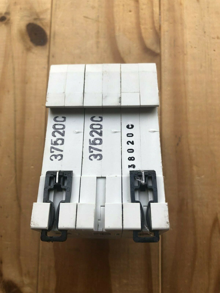 Moeller 20A FAZ-C20/3 TYPE C 278874 MCB TP 20A 10kA 3 POLE – PRO BREAKERS