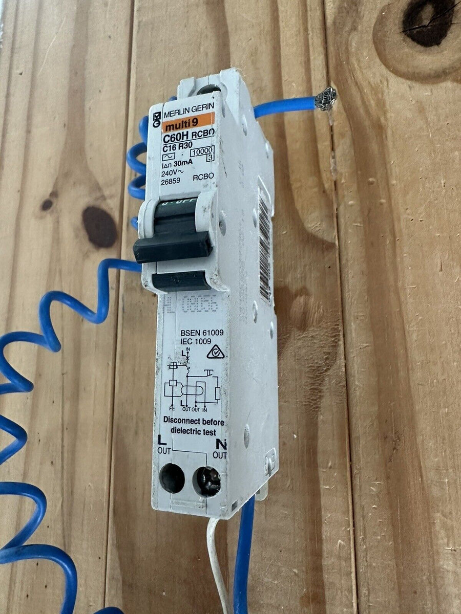 MERLIN GERIN 32A 30MA 26861 C60HC32R30 RCBO 1 POLE TYPE C C32 – PRO ...