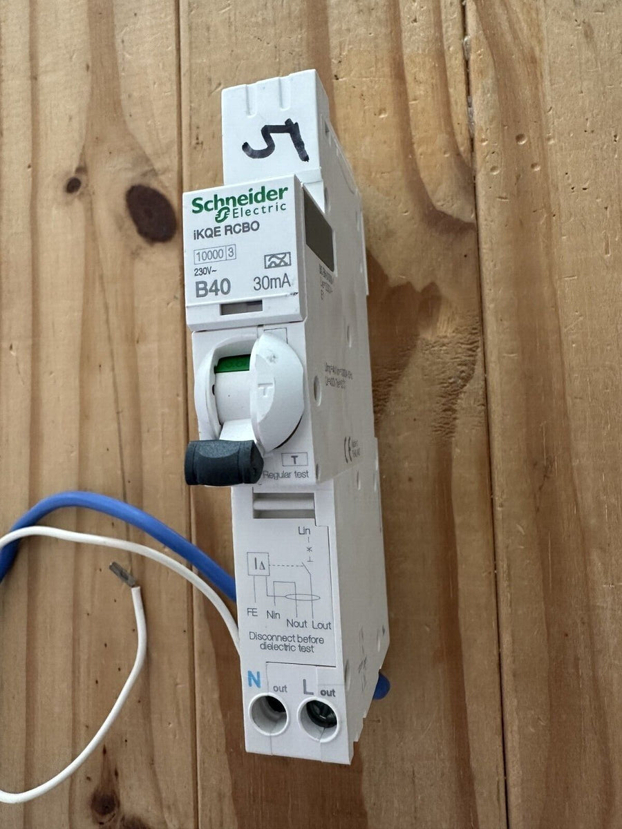 Schneider A9D37840 40a 30ma iKQE RCBO Type B B40 1 POLE – PRO BREAKERS