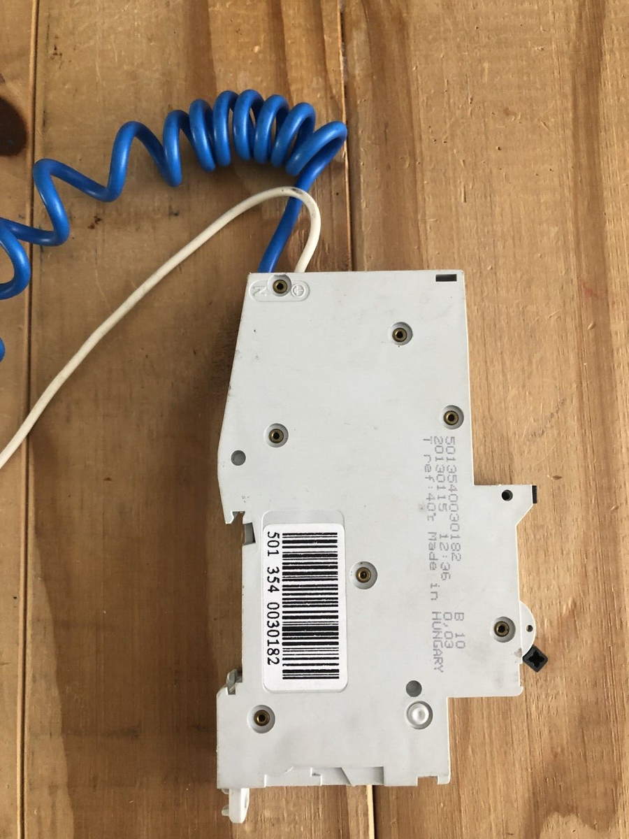 SCHNEIDER DOM10B6R30 10 AMP 30MA TYPE C RCBO B10 230V – PRO BREAKERS