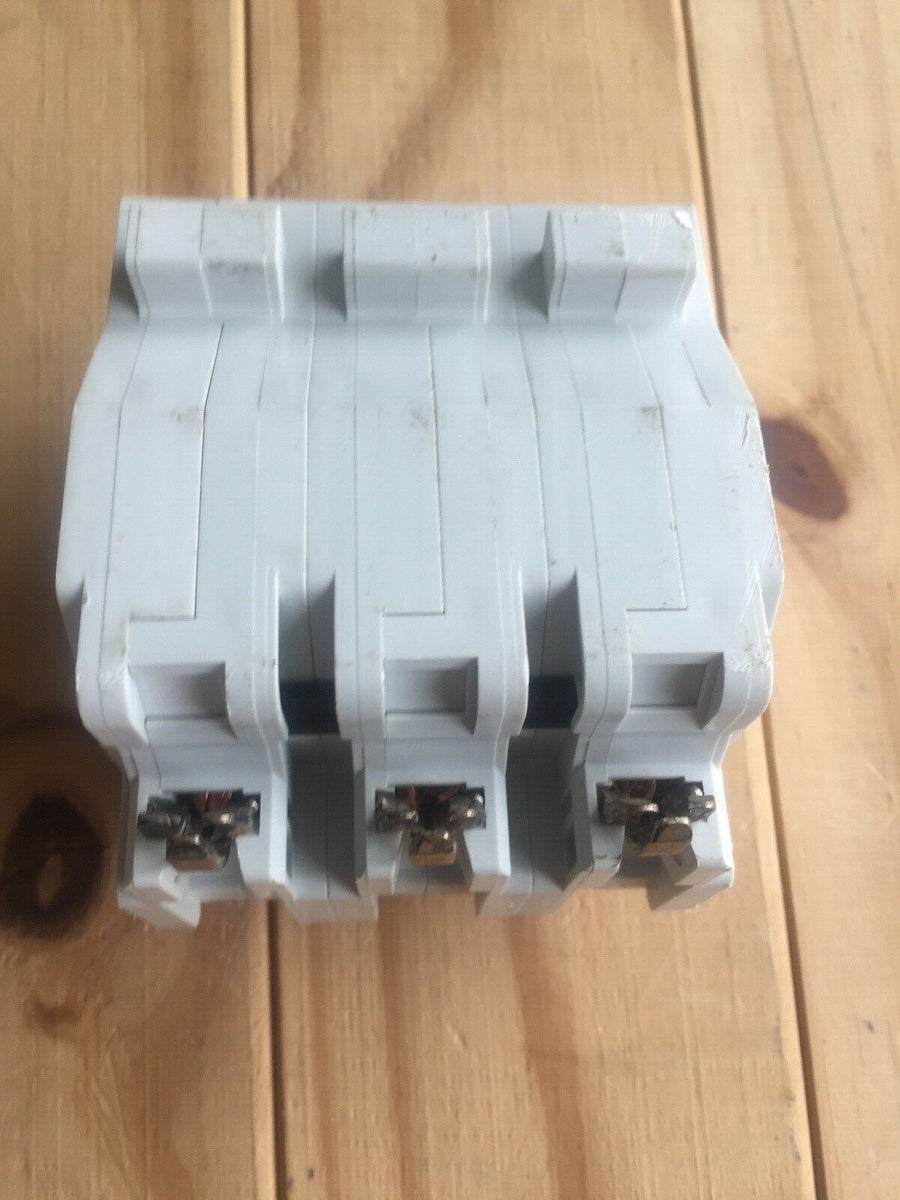Federal Electric MCB 16 Amp Type 3 M9 16A Triple Pole Stab-Lok HCNA HC ...