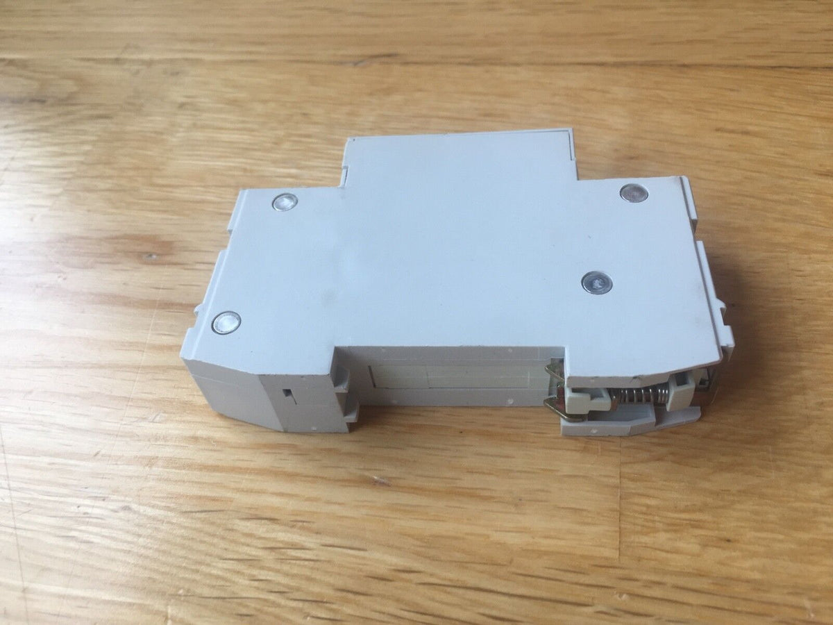 MERLIN GERIN 20A 15377 AC1 CONTACTOR MULTI9 1 SINGLE POLE – PRO BREAKERS