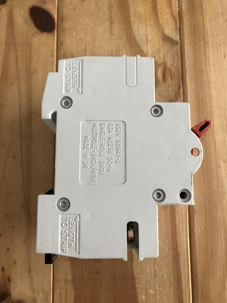 Dorman Smith AV3100 100A 3 Pole Main Switch Isolator – PRO BREAKERS