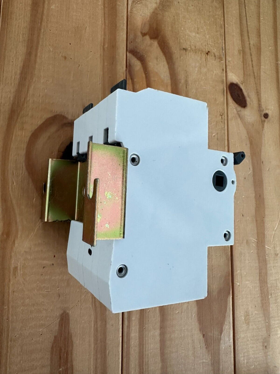 MEM Eaton 100 Amp Main Switch 100A Triple Pole 3 Phase Memshield 2 Del ...