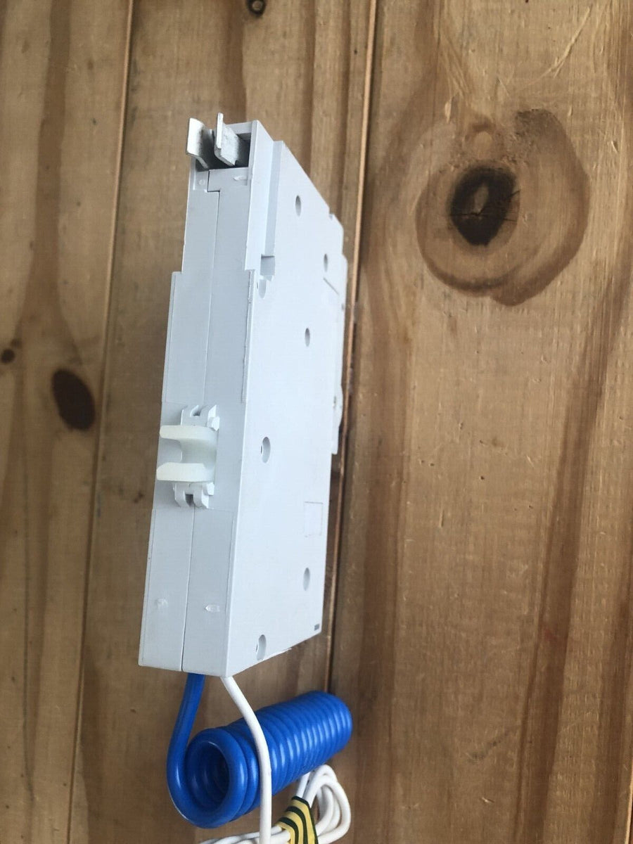 SCHNEIDER 6A 30MA RCBO QOE106B03 1 POLE TYPE B B6 QOE PLUG IN SQUARE D ...