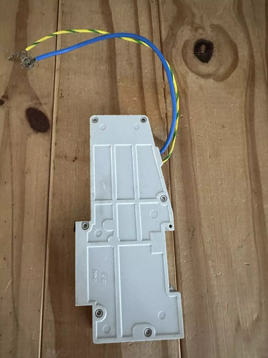 MK 32A 30MA LN6330S RCBO TYPE 2 1 POLE 240V – PRO BREAKERS