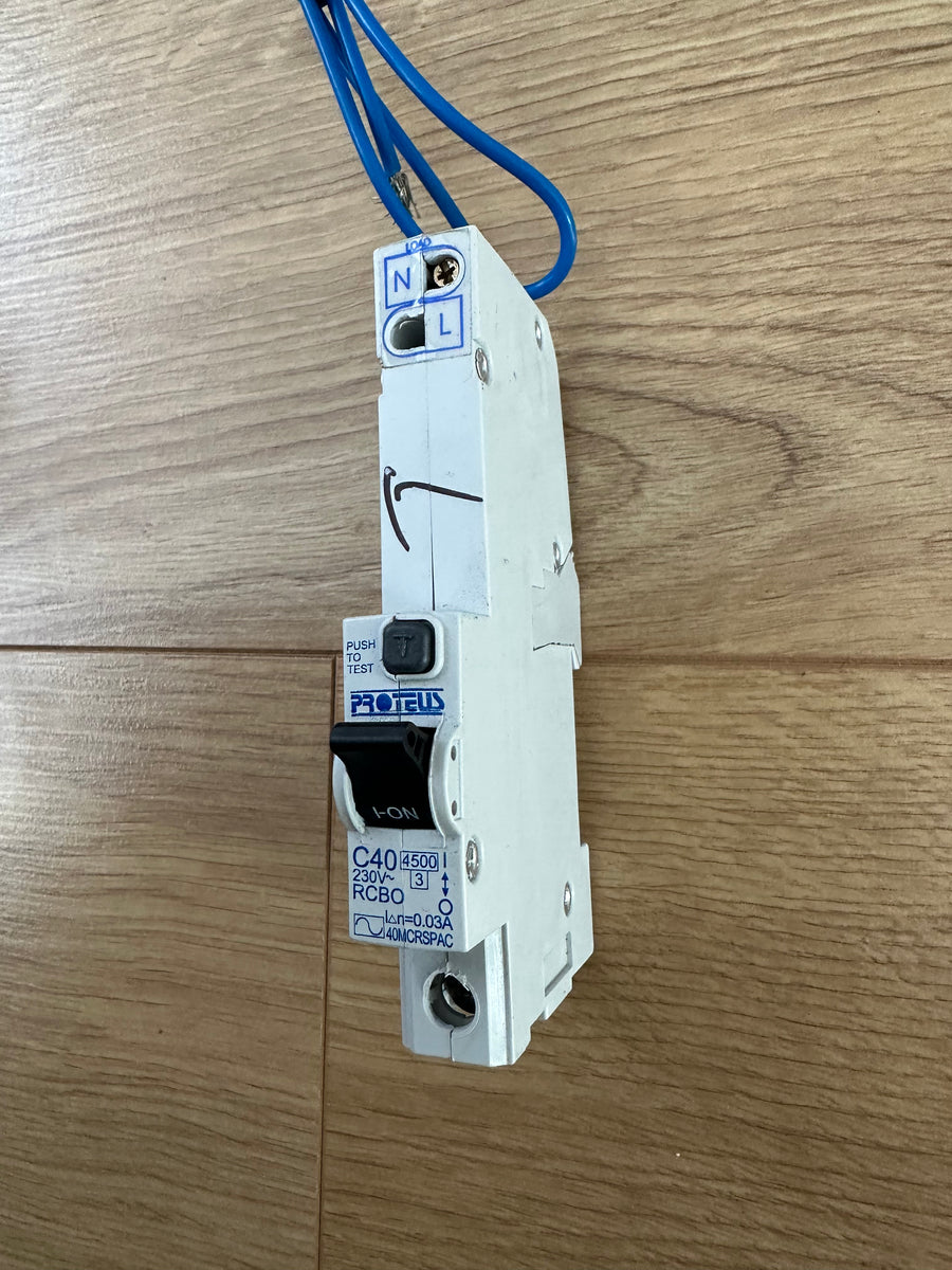 PROTEUS 40MCRSPAC 40A 30MA TYPE C C40 RCBO 230V 1 POLE 4.5KA – PRO BREAKERS