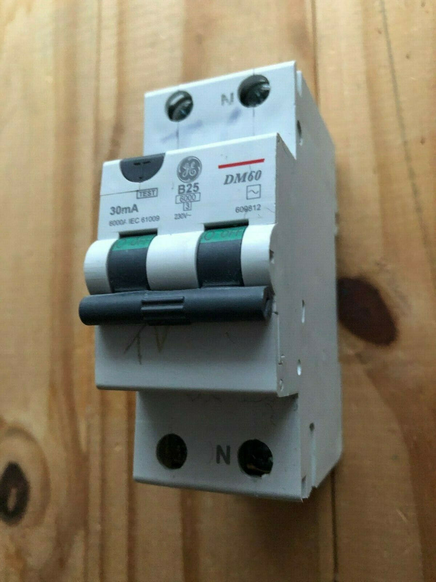GENERAL ELECTRIC GE 25A 30MA DM60 2 POLE RCD MCB 609812 TYPE B B25 230 ...