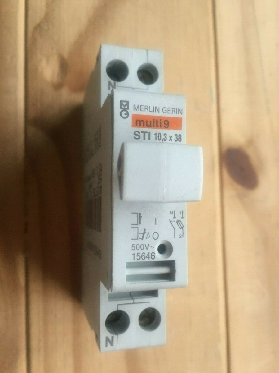 MERLIN GERIN STI 10.3 X 38 1 POLE FUSE DISCONNECTOR 15646 500V MULTI9 ...