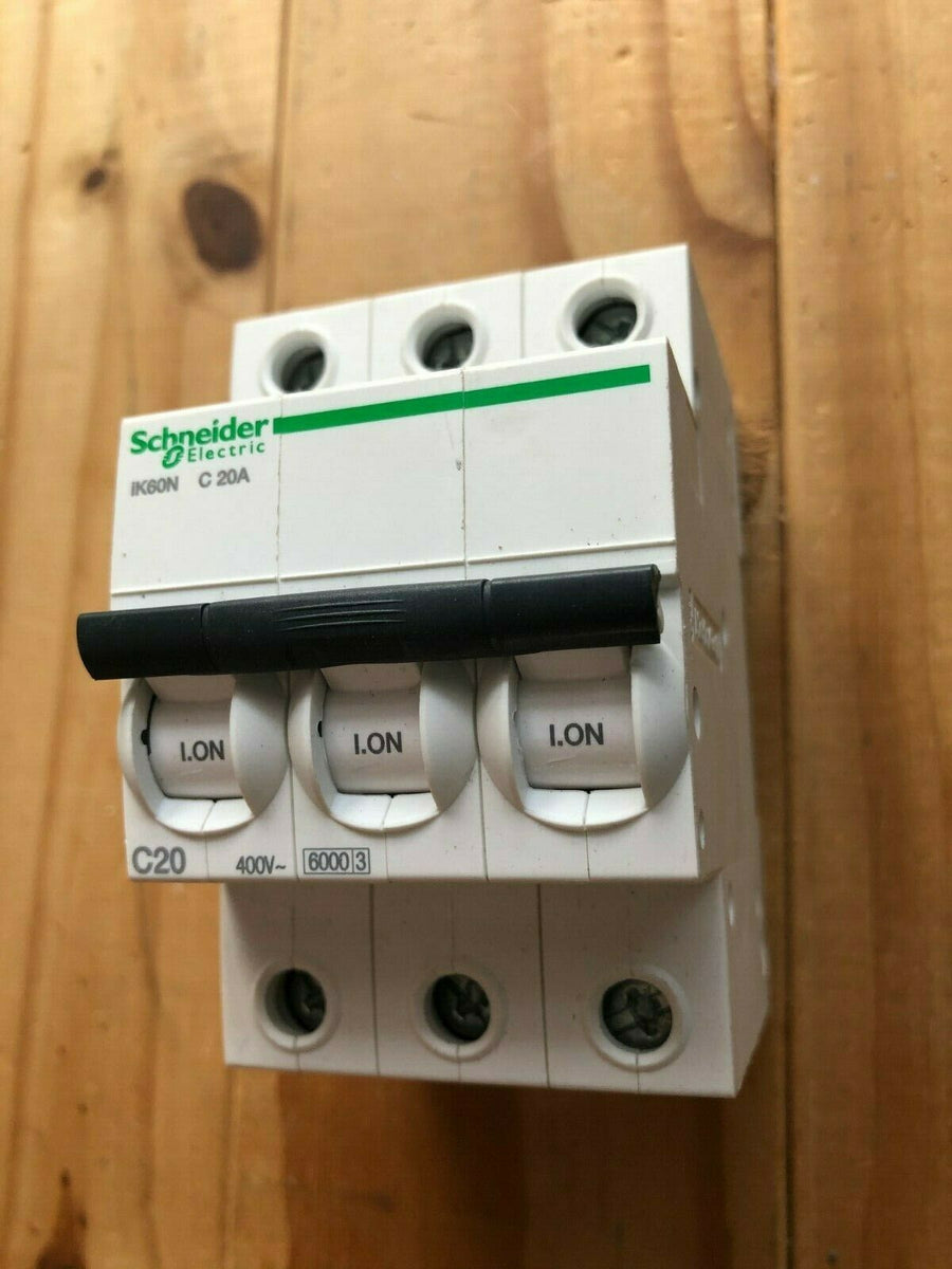 SCHNEIDER 32 AMP TYPE C 10 kA TRIPLE POLE MCB CIRCUIT BREAKER IKQ A9F5 – PRO BREAKERS