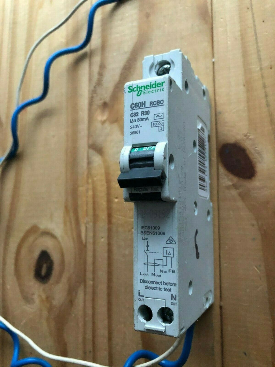 SCHNEIDER 32A 30MA 26861 C60HC32R30 RCBO 1 POLE TYPE C C32 – PRO BREAKERS
