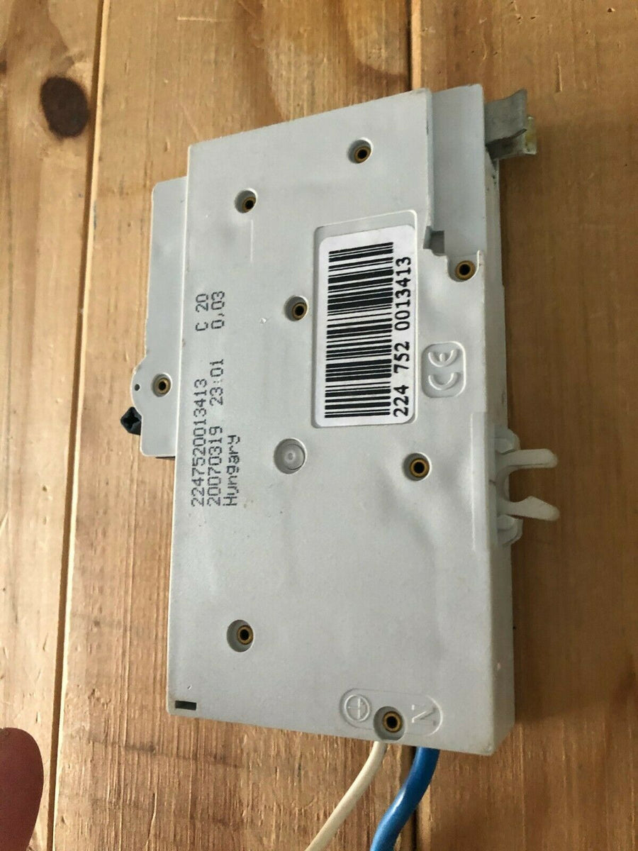 Square D QOE120C03 20 Amp Type C QOE Single Pole 10kA 30mA C20 RCBO MC ...
